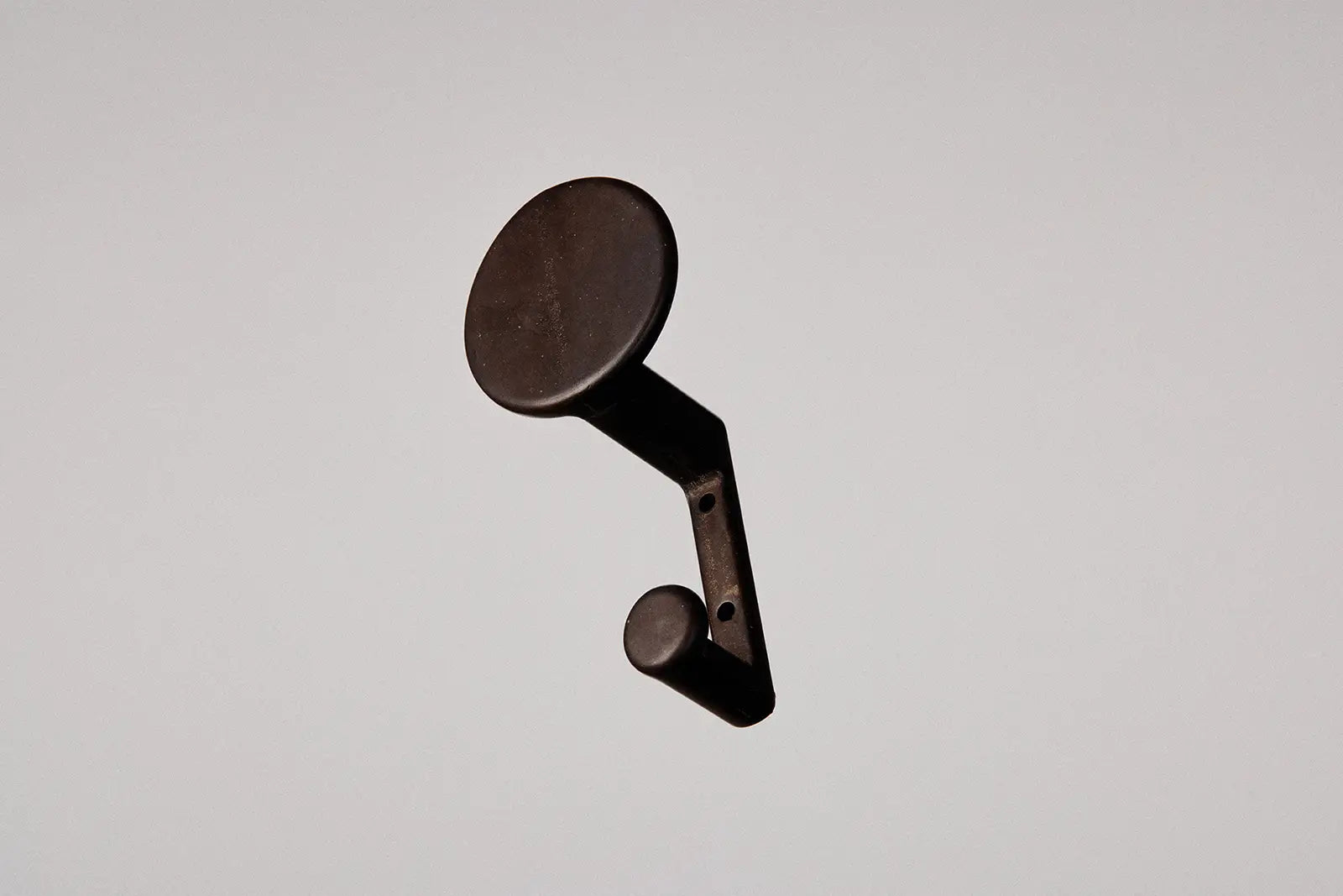 F.ACE Wall Hook – studio HENRY WILSON