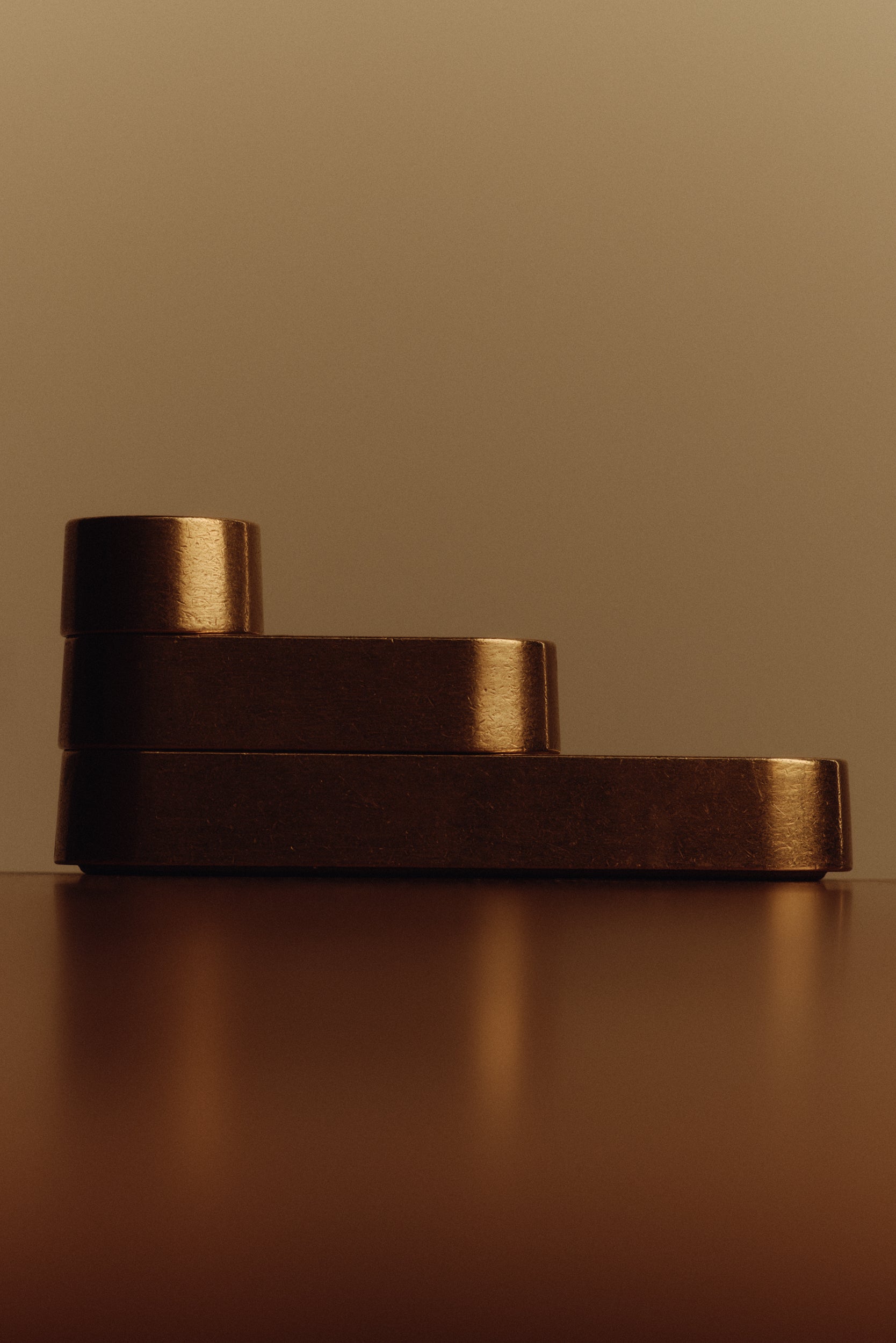 Stack Trays – studio HENRY WILSON