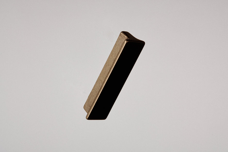 PSL Handle – studio HENRY WILSON