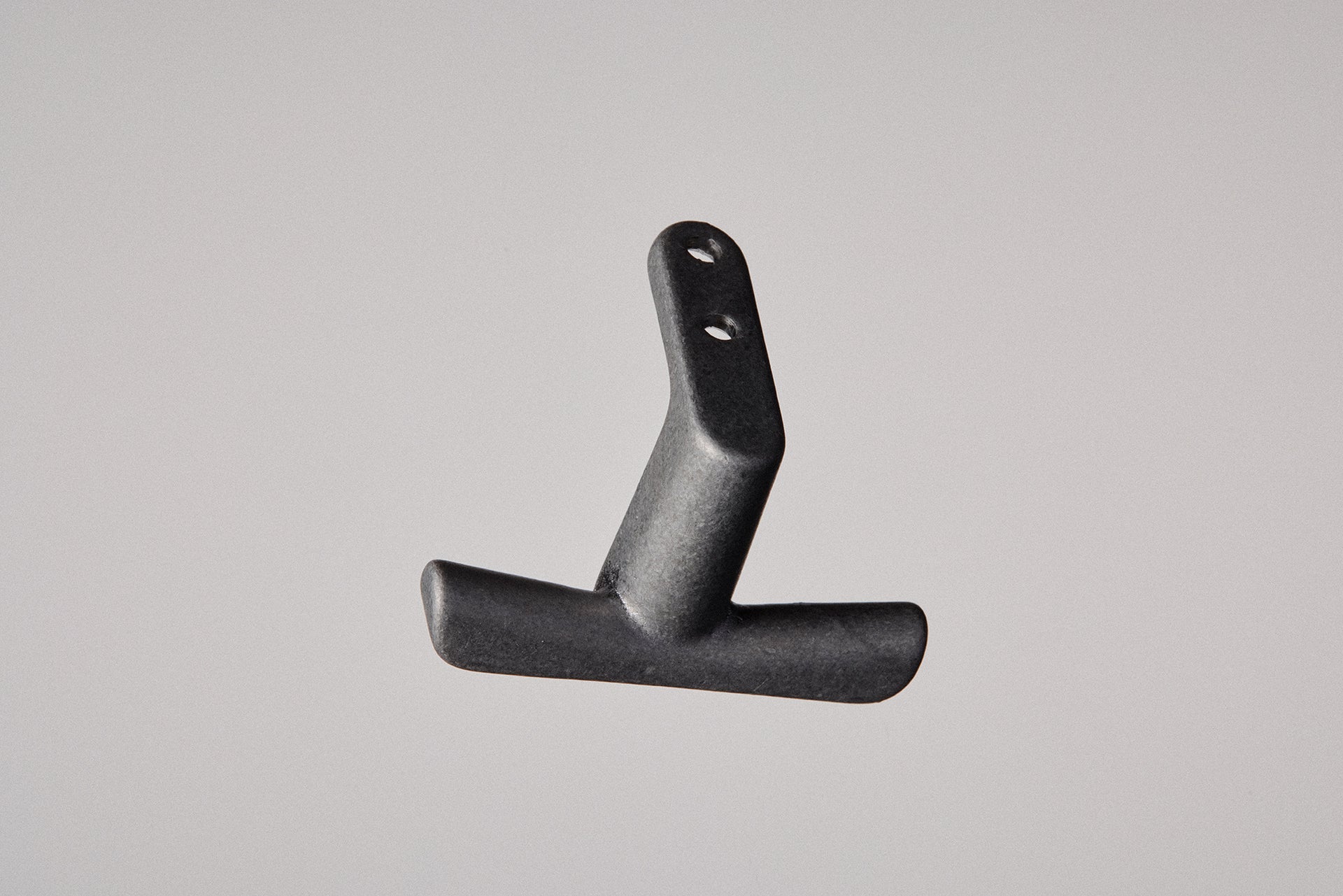 Counter Hook – studio HENRY WILSON